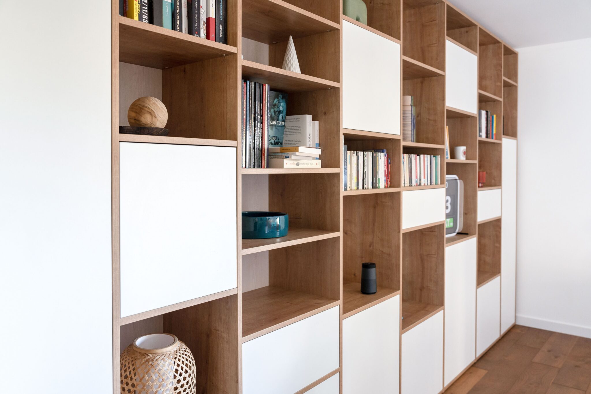 Quelle profondeur pour une bibliothèque sur mesure ? - Mobibam